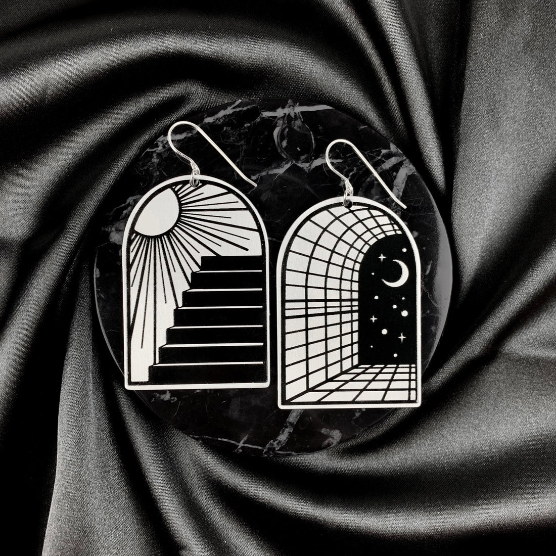 Portal Earrings – While Odin Sleeps